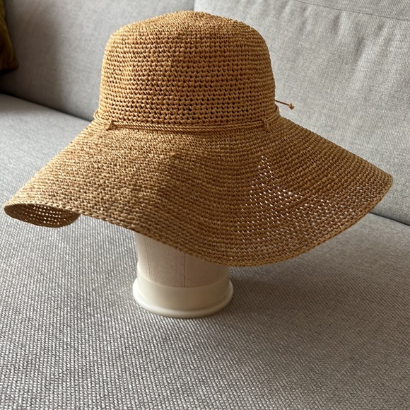 Helen Kaminski | Accessories | Helen Kaminski Raffia Hat | Poshmark